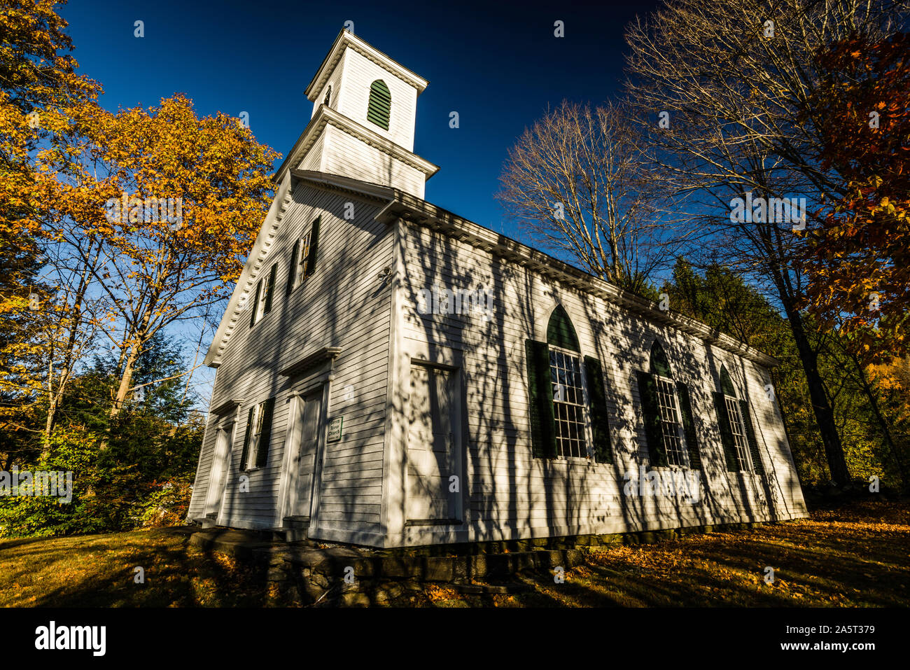 Green river covered bridge guilford hi-res stock photography and images ...