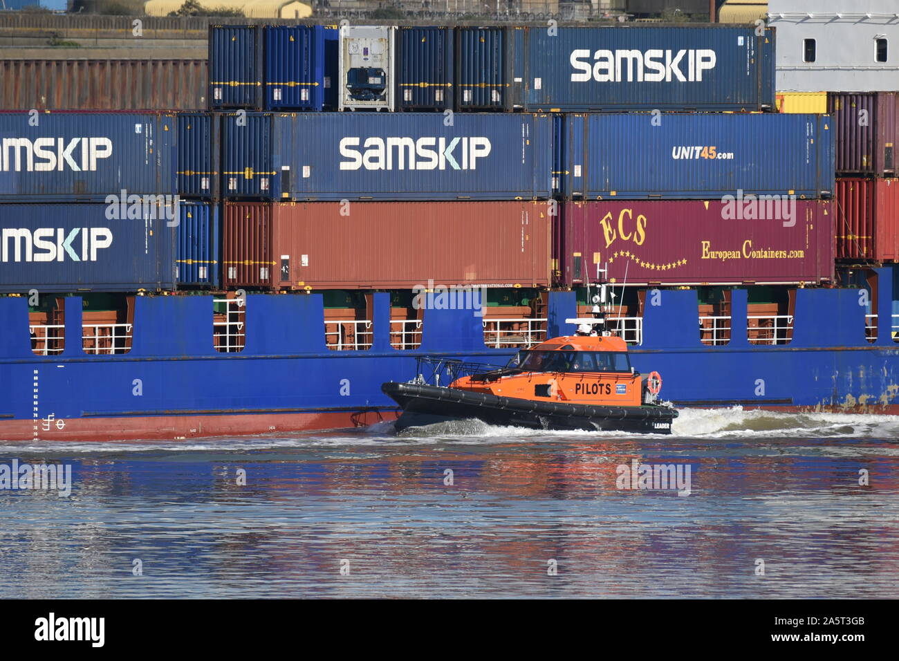 Port of London Authority’s pilot cutter Leader, is the UK’s first ...
