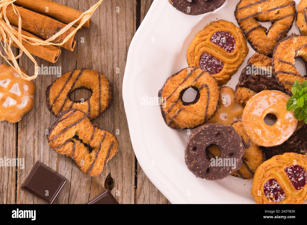 Shortcrust pastry biscuits Stock Photo - Alamy