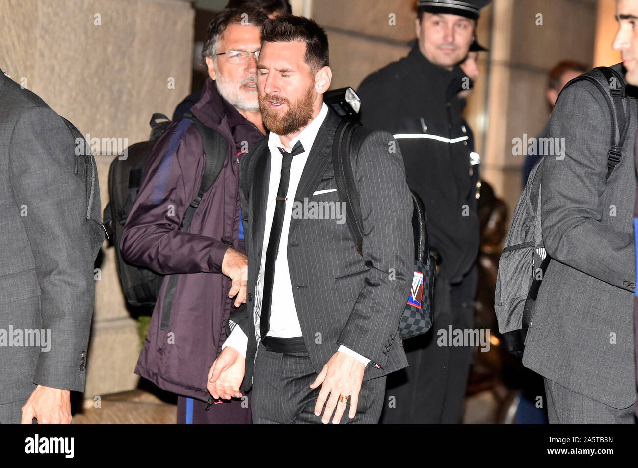 Lionel messi vs slavia praha hi-res stock photography and images - Alamy