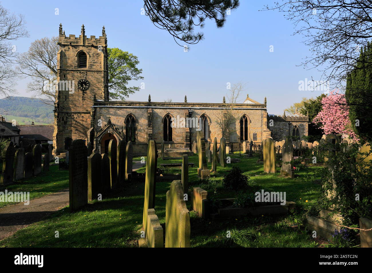 St Edmunds church, Castleton village, Derbyshire, Peak District ...