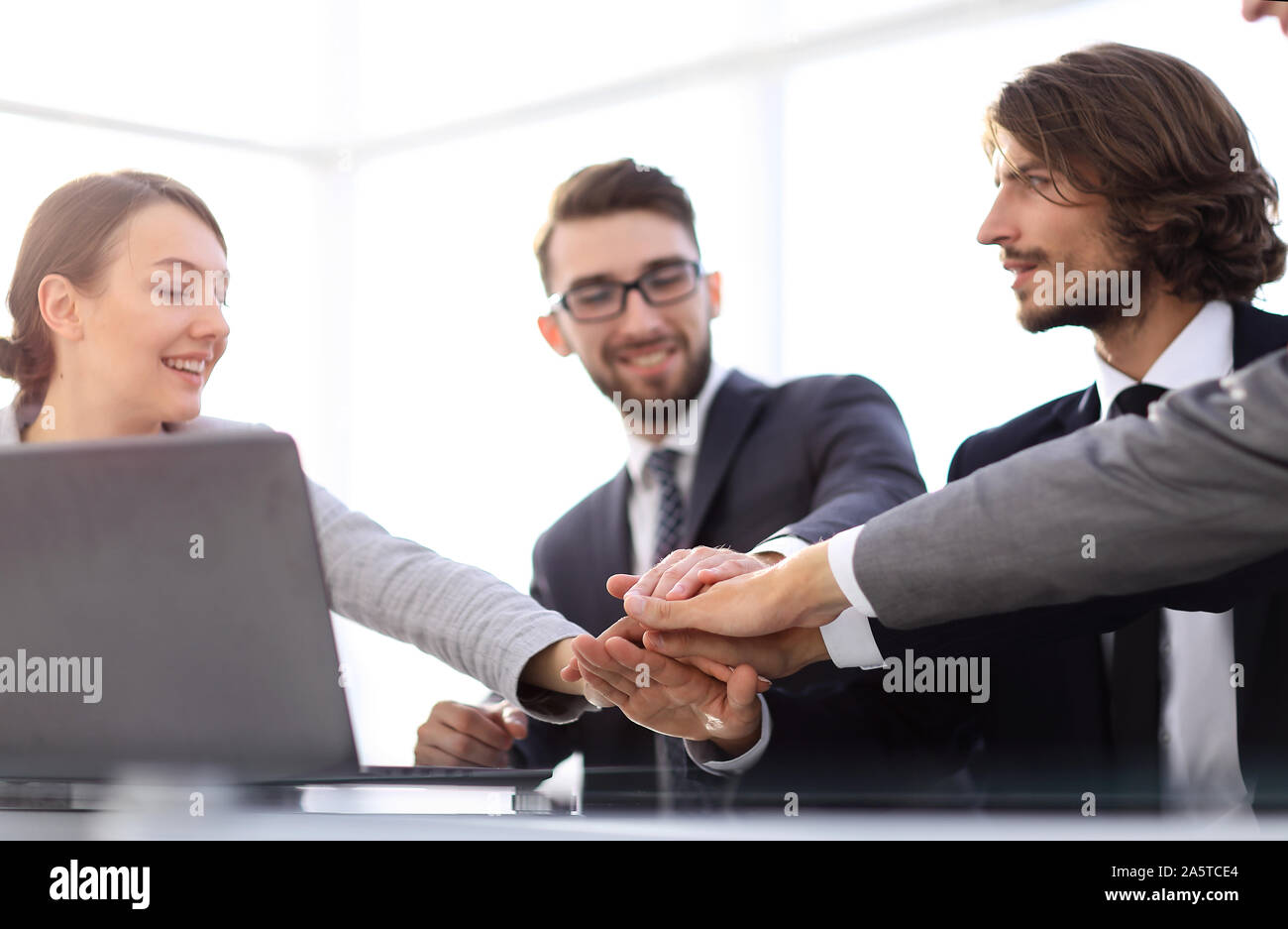 Successful entrepreneurs working in a team Stock Photo - Alamy