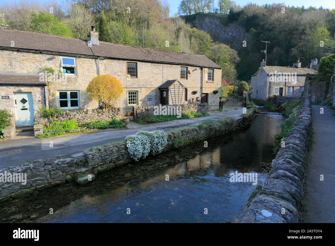 Castleton river hi-res stock photography and images - Alamy