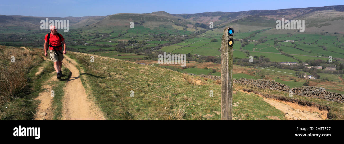 Walkers in the Vale of Edale, Edale Village, Derbyshire, Peak District ...
