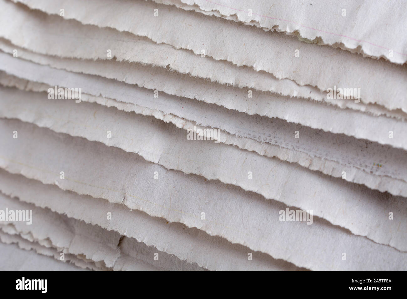 Newsprint paper texture hi-res stock photography and images - Alamy