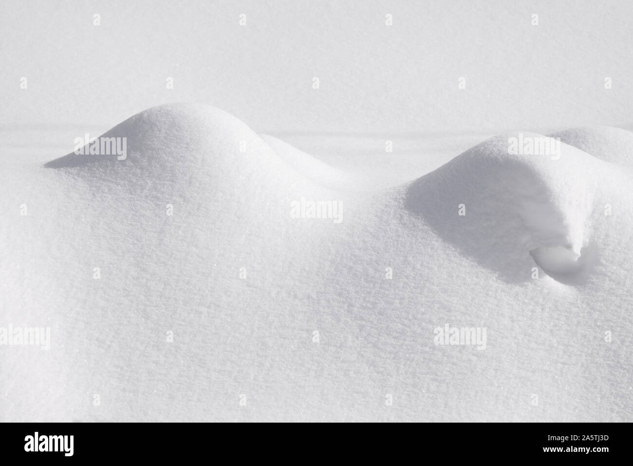 Winter Landscape with snow banks. All white Stock Photo - Alamy