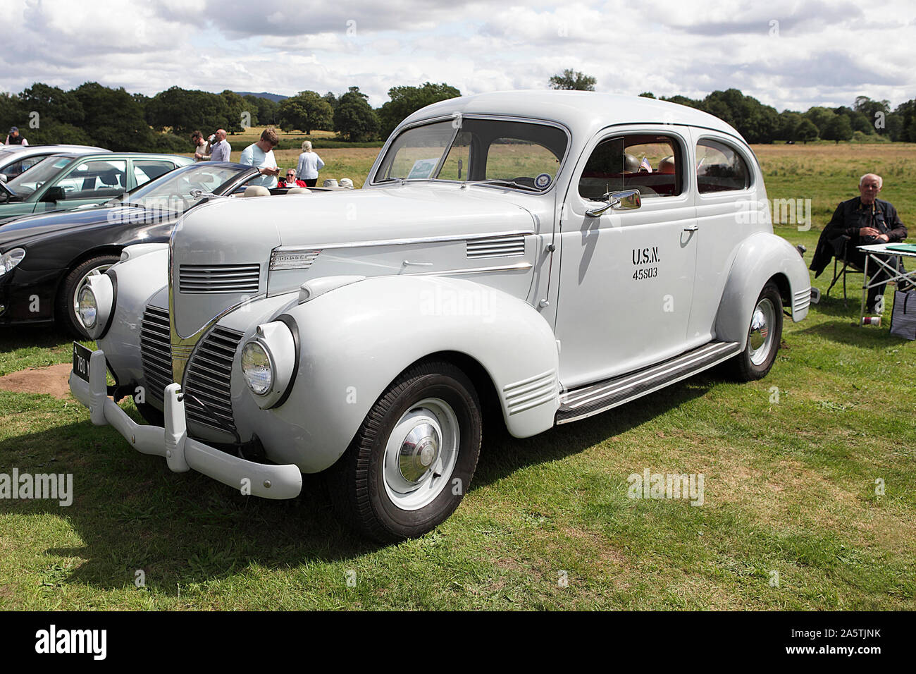 Grey us navy car 45803 hi-res stock photography and images - Alamy