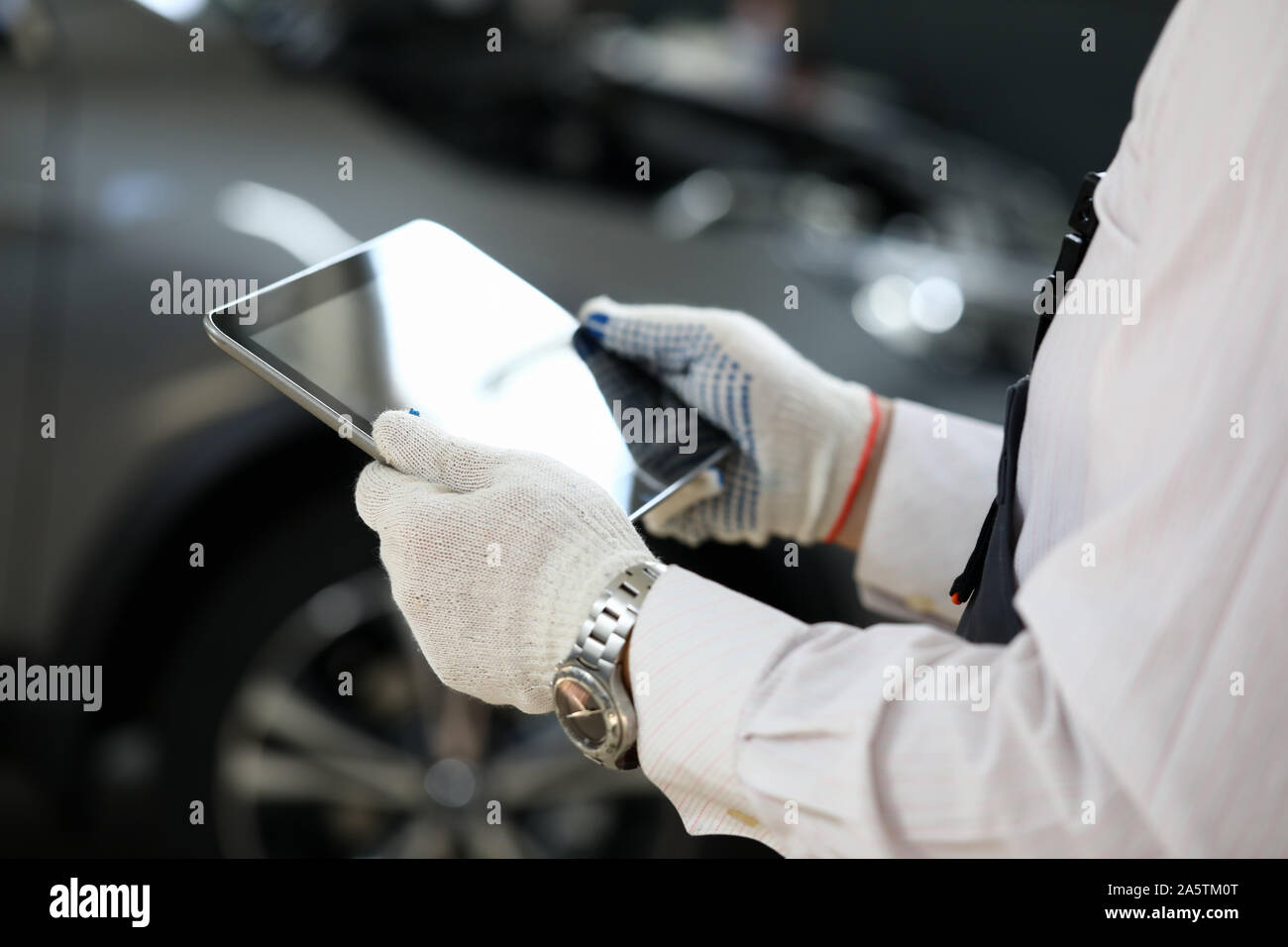 Gadget garage hi-res stock photography and images - Alamy