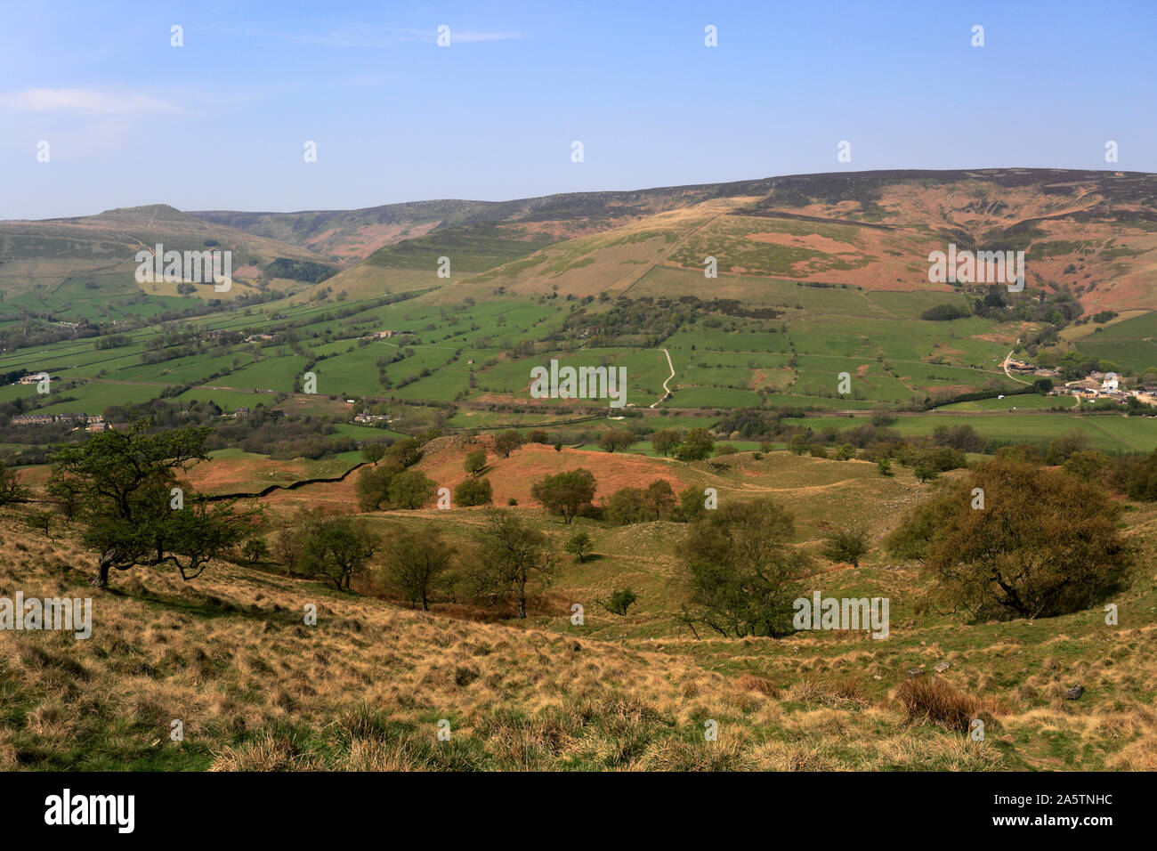Spring view over the Vale of Edale, Edale Village, Derbyshire, Peak ...
