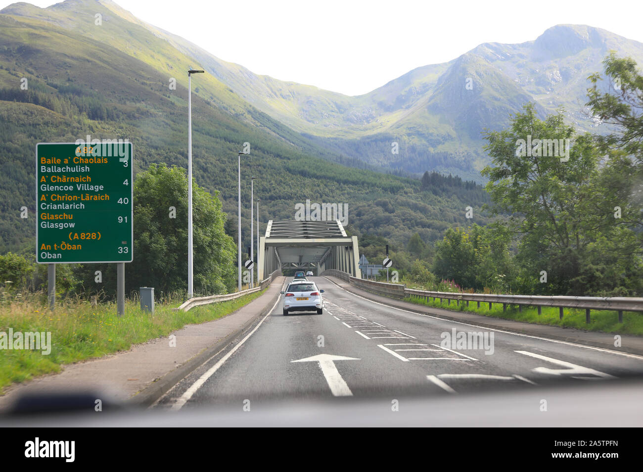 Driving south on the A82 through the spectacular mountains of Glencoe ...