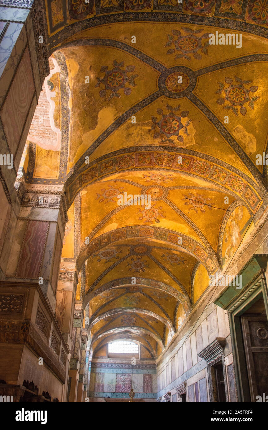 1400s ad church hi-res stock photography and images - Alamy