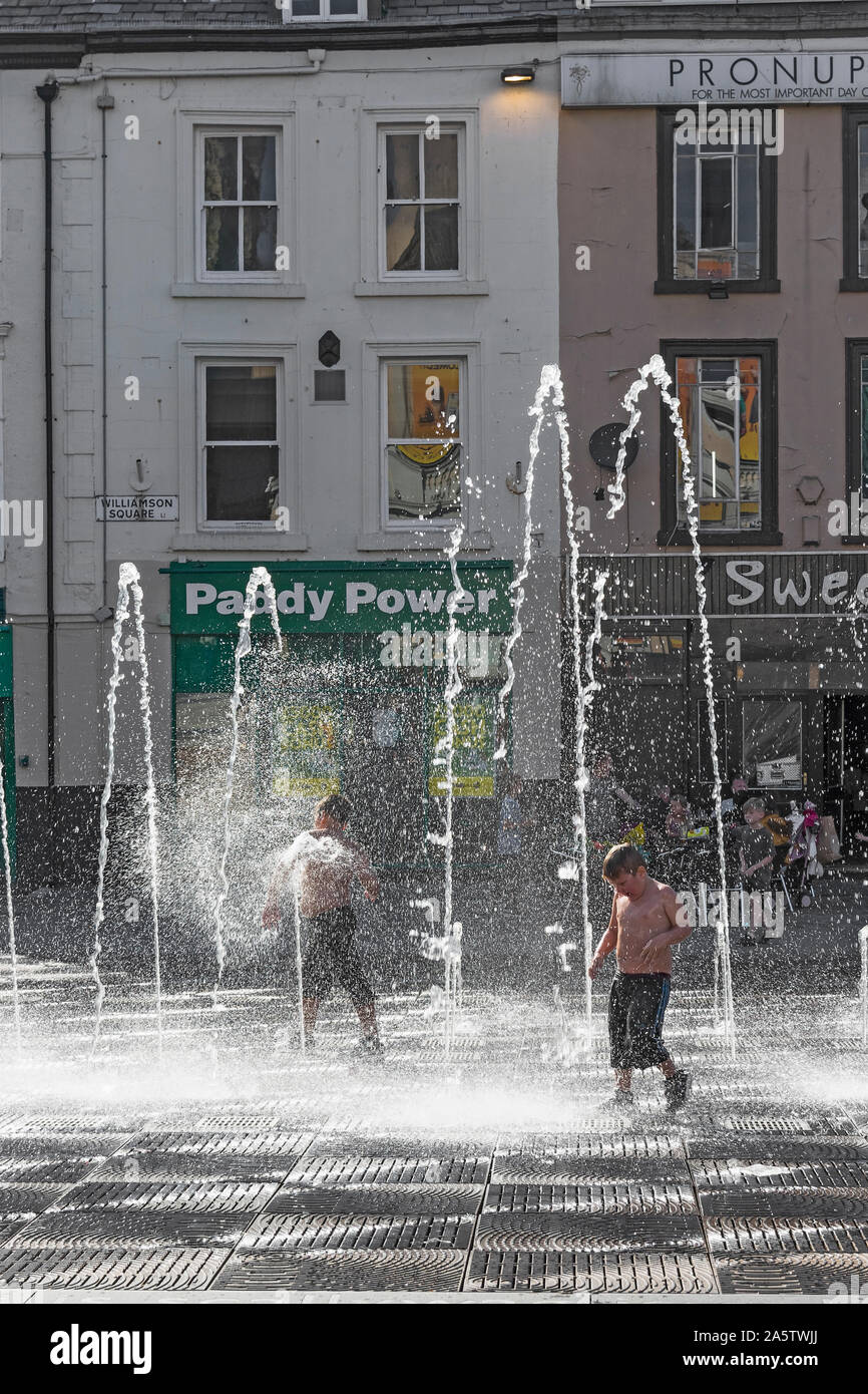 Liverpool cool hi-res stock photography and images - Alamy