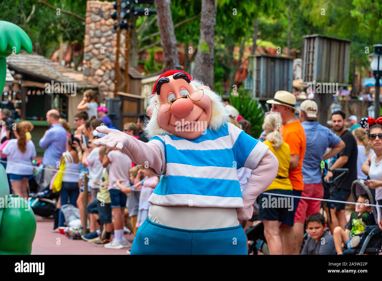 Smee character from the Festival of Fantasy Parade at the Magic Kingdom ...