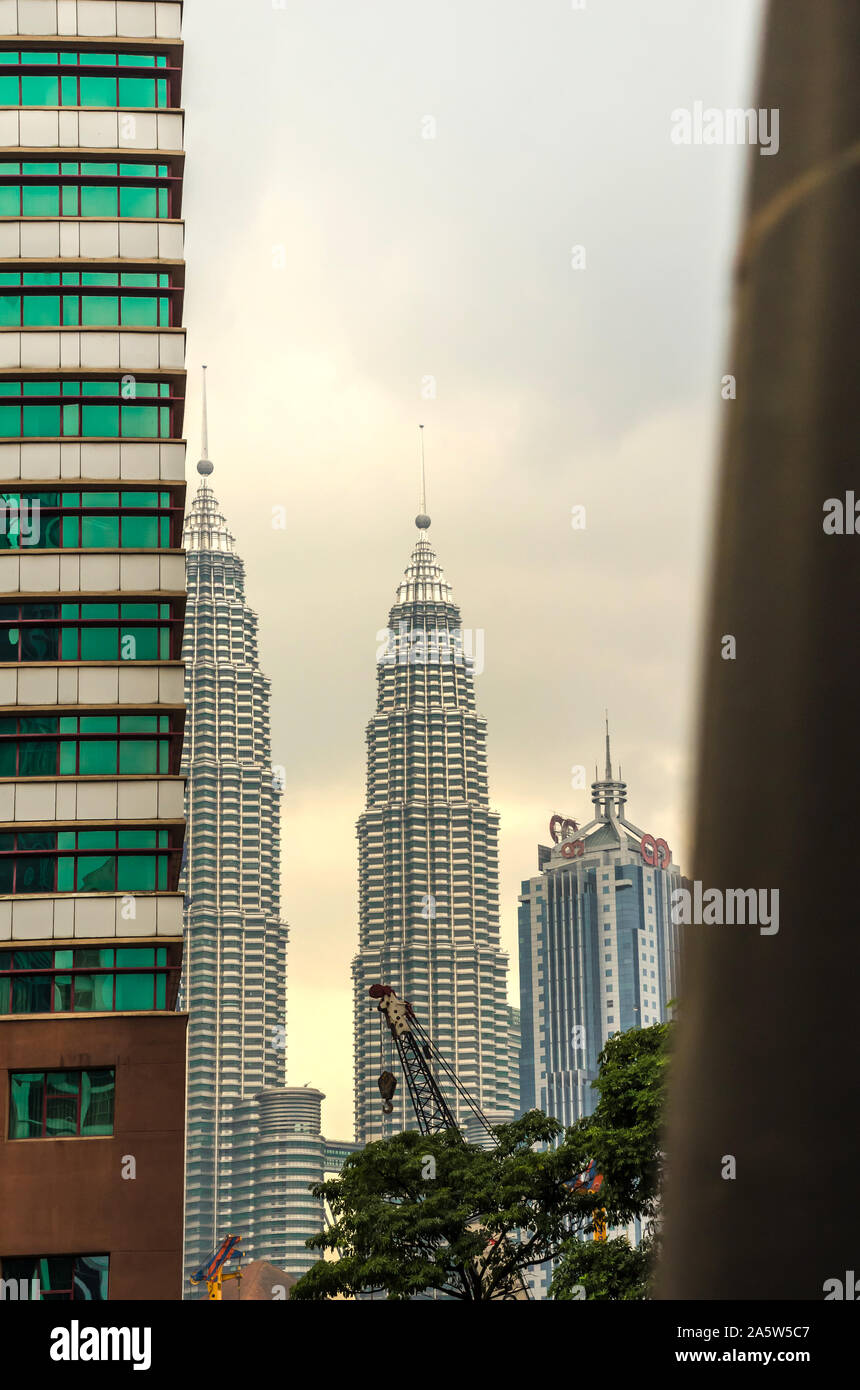 Urban growth towers high rise asia hi-res stock photography and images ...