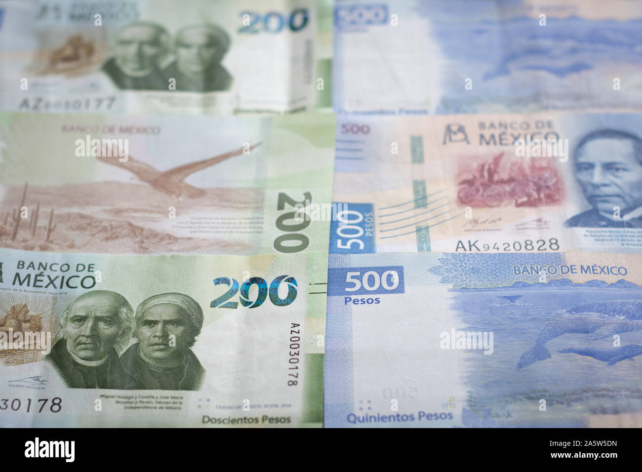 Peso 200 hi-res stock photography and images - Alamy