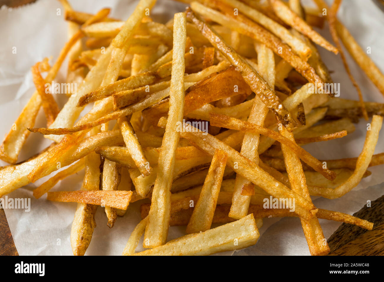 Shoe string fries hi-res stock photography and images - Alamy
