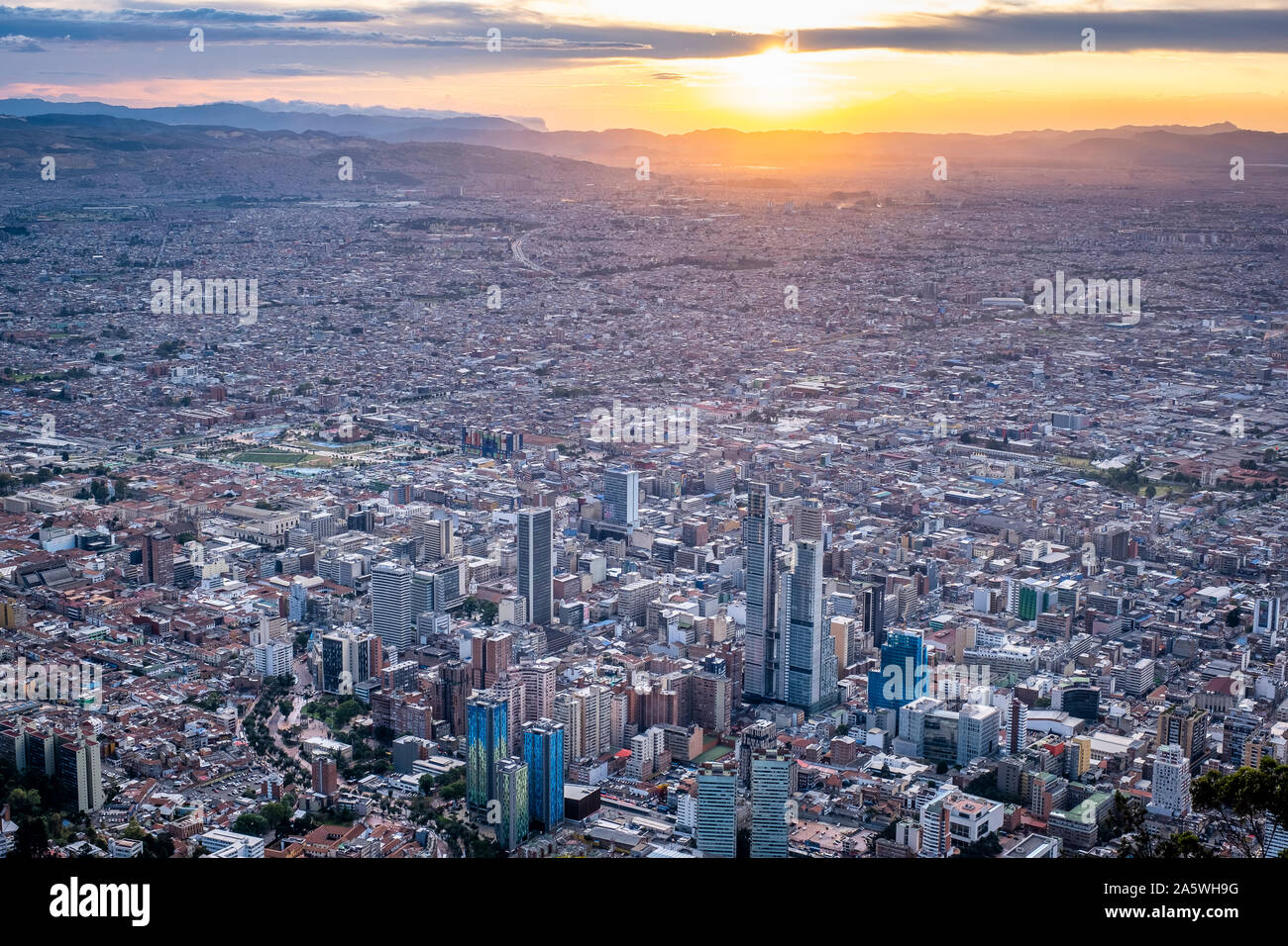 Colombia sunset hi-res stock photography and images - Alamy