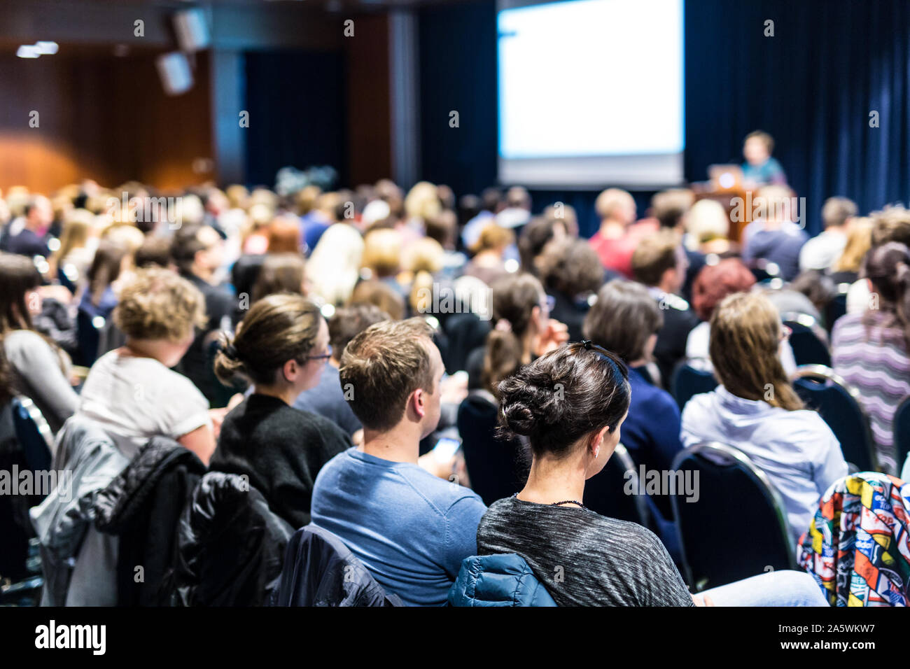 Presentation scientific hi-res stock photography and images - Alamy