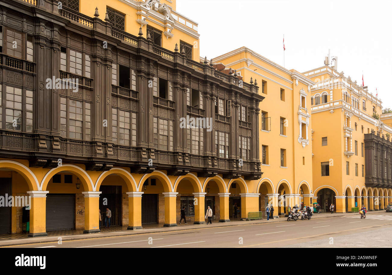 Lima peru architecture hi-res stock photography and images - Alamy