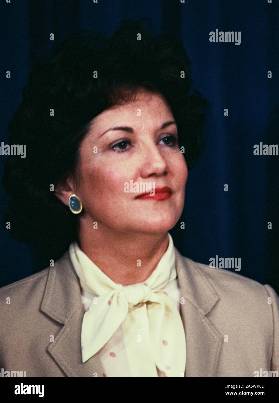 Senators wives hi-res stock photography and images - Alamy