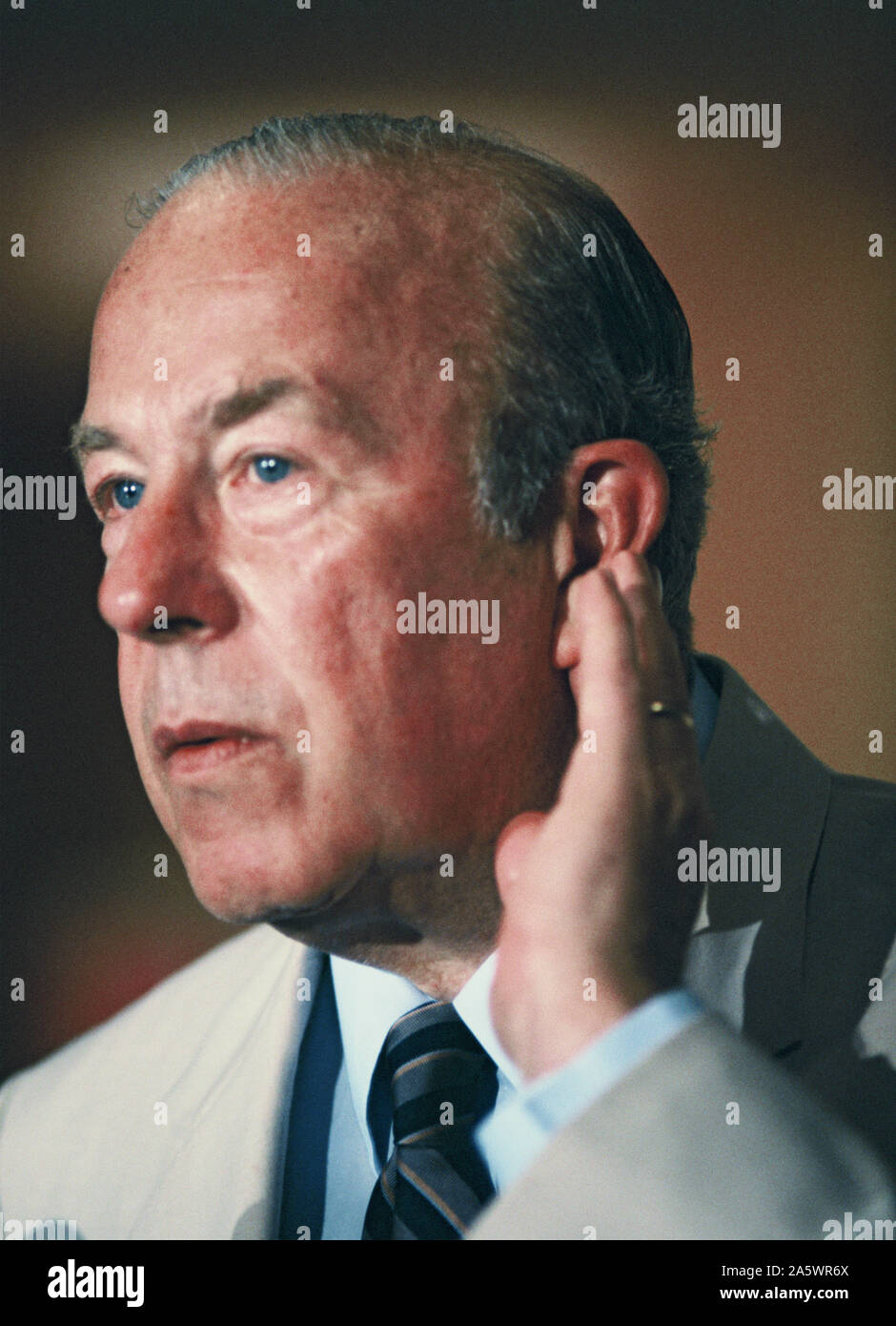 George schultz hi-res stock photography and images - Alamy