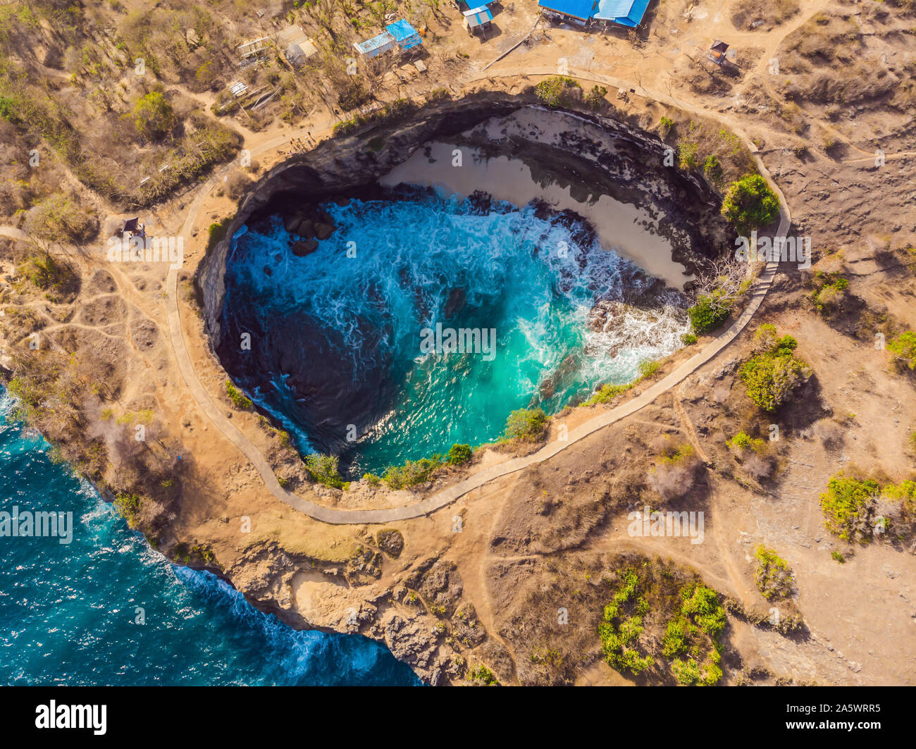 Landscape over Broken Beach in Nusa Penida, Indonesia Angel's BillaBong ...