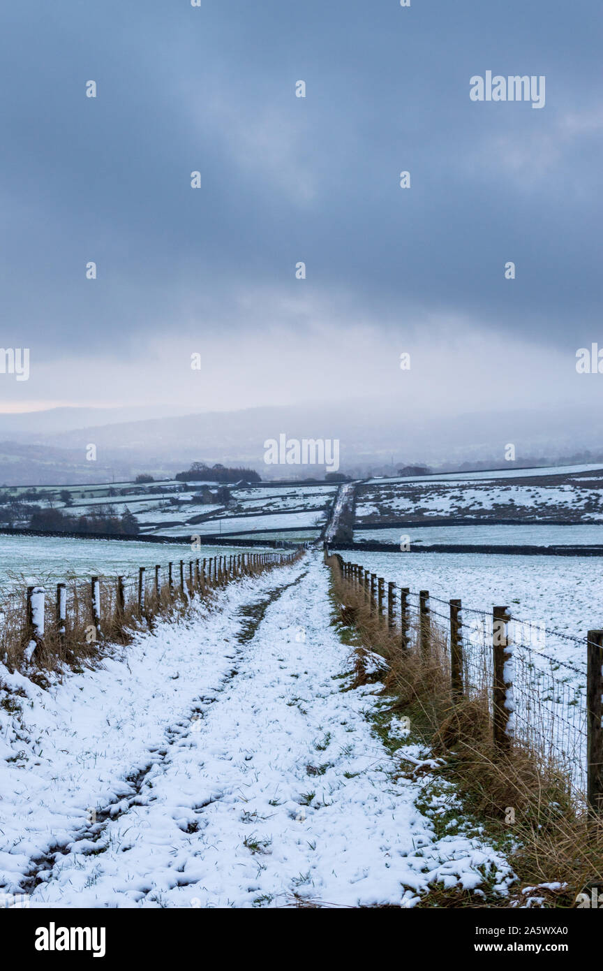 Winter on Addingham moor. Yorkshire Stock Photo - Alamy