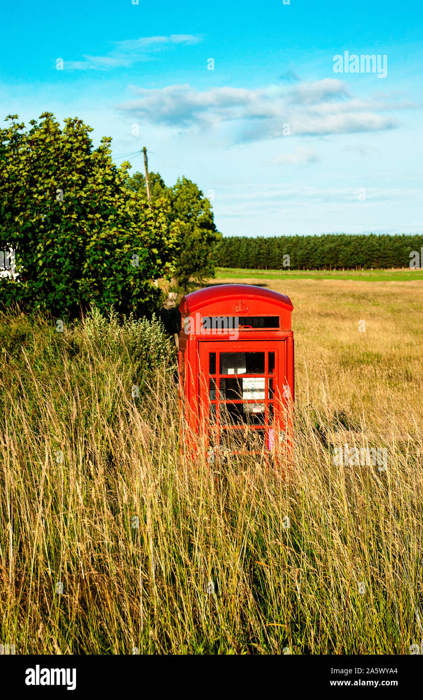 Empty red telephone box hi-res stock photography and images - Alamy