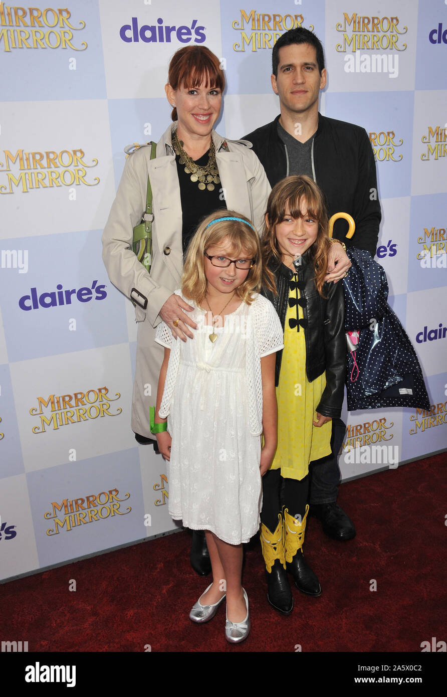 Molly ringwald daughter hi-res stock photography and images - Alamy