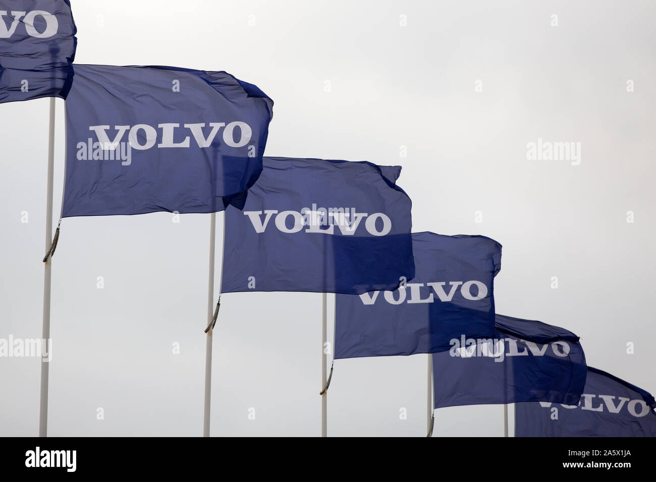 Volvo flags hi-res stock photography and images - Alamy