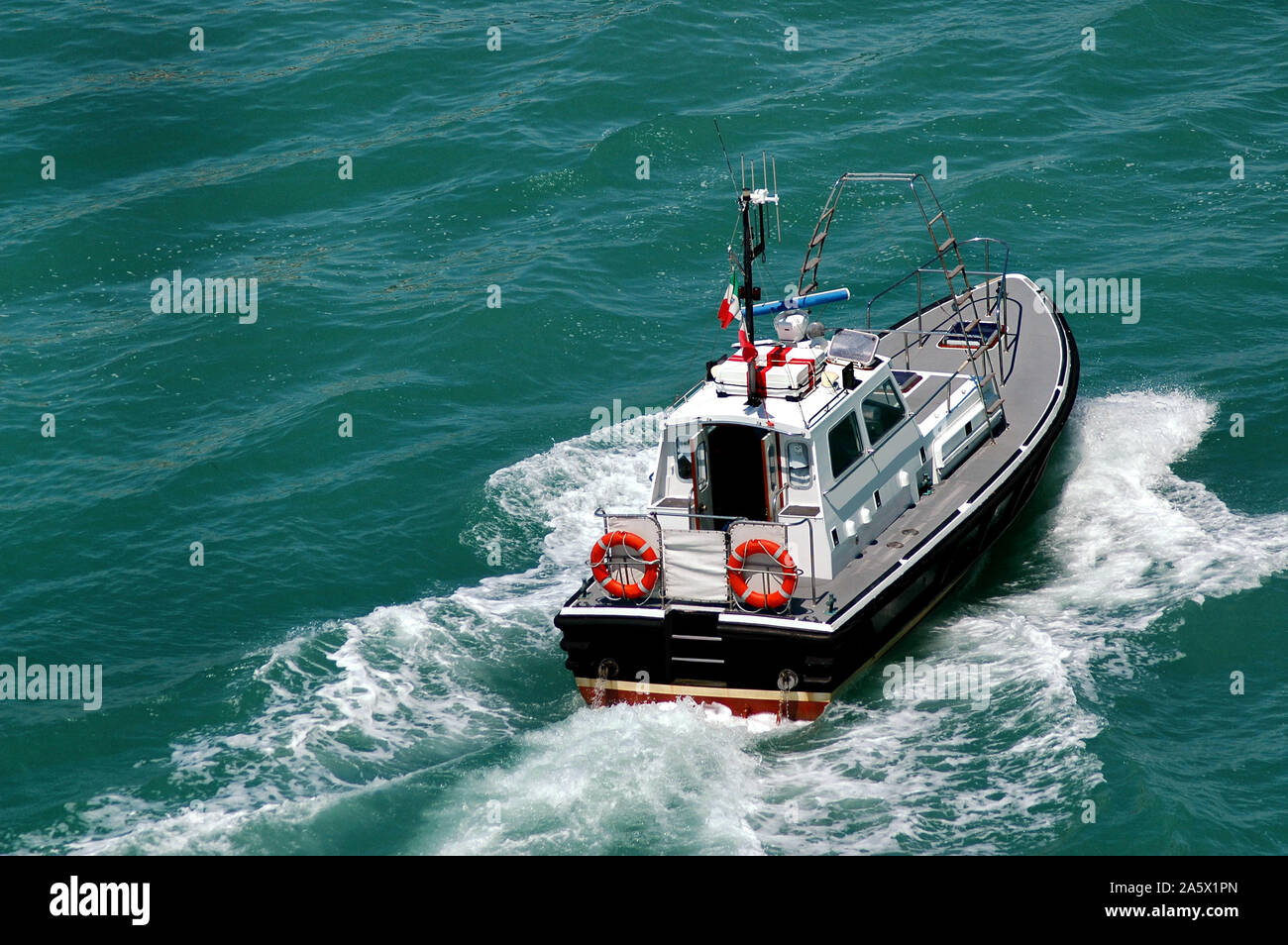 Motor boating hi-res stock photography and images - Alamy