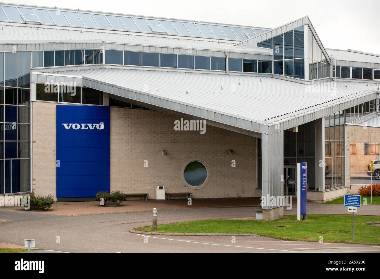 Gothenburg, Sweden. 19th Oct, 2019. A view of the Volvo Cars Visitor ...