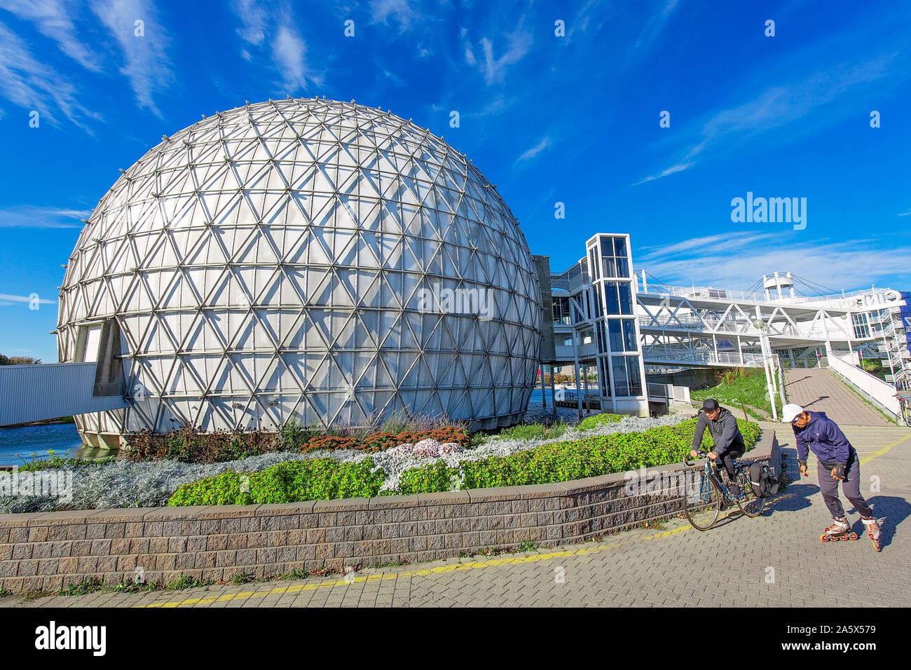 Ontario movie theater hi-res stock photography and images - Alamy