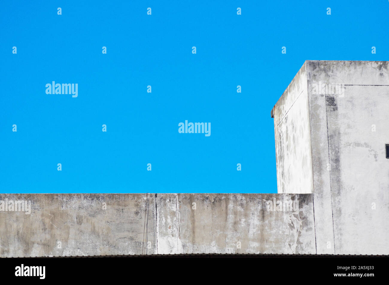 Building roof pattern on sky background. Exterior decoration Stock ...