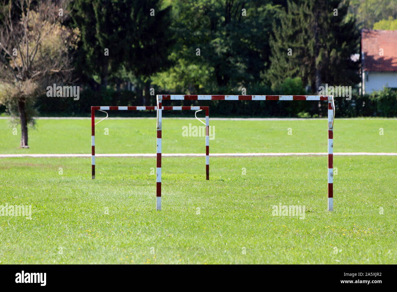 To back net hi-res stock photography and images - Alamy