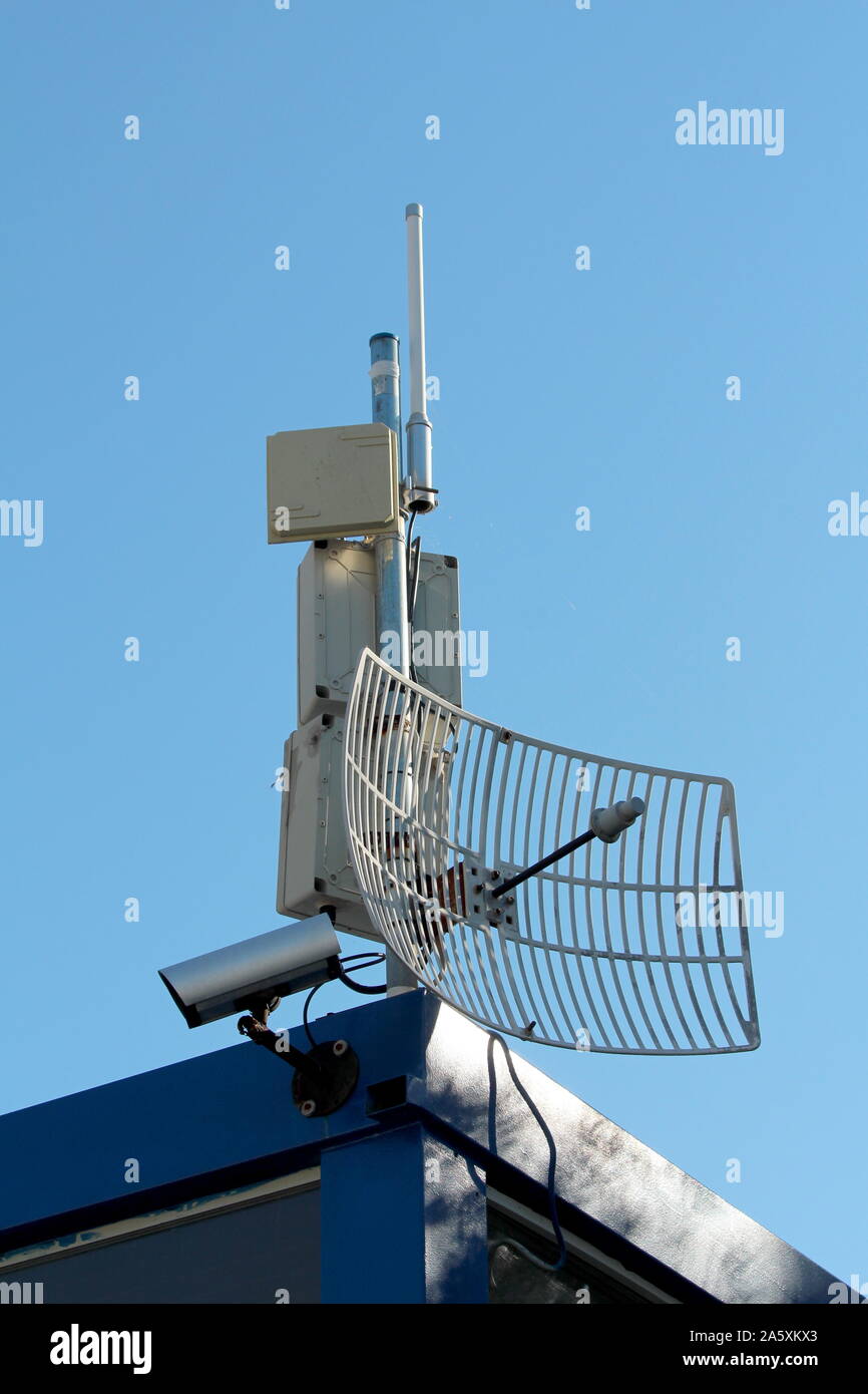 TV antennas with transmitters and closed circuit TV CCTV security ...