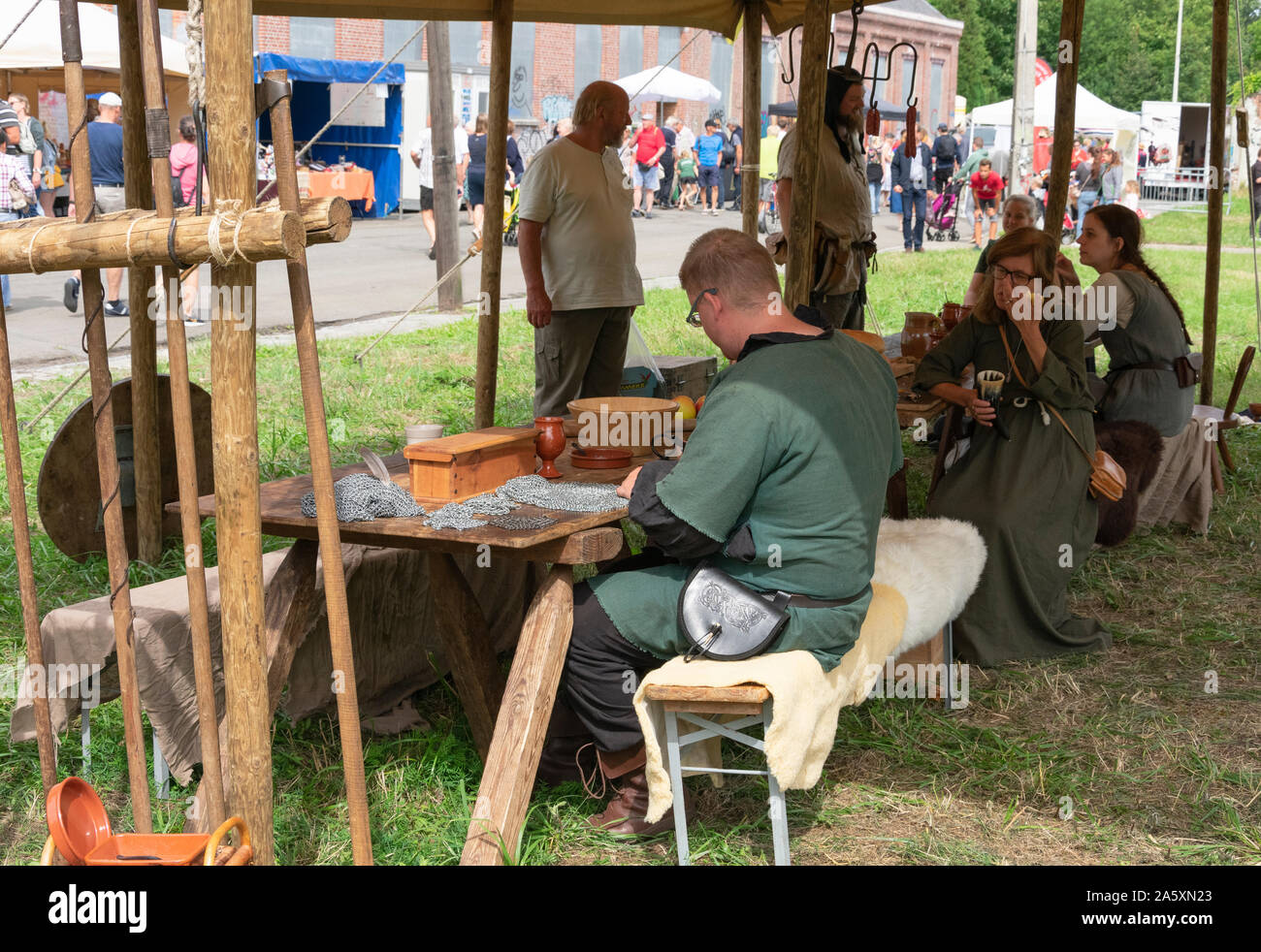 Belgium traditional clothes hi-res stock photography and images - Alamy