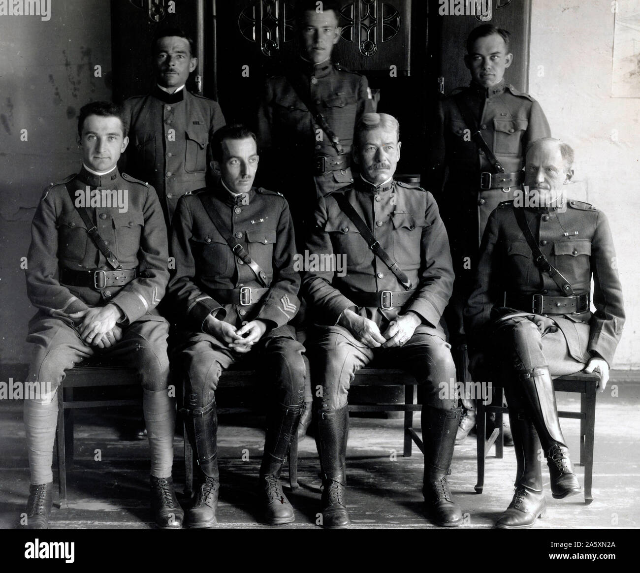 Ameircan military officers north russia hi-res stock photography and ...