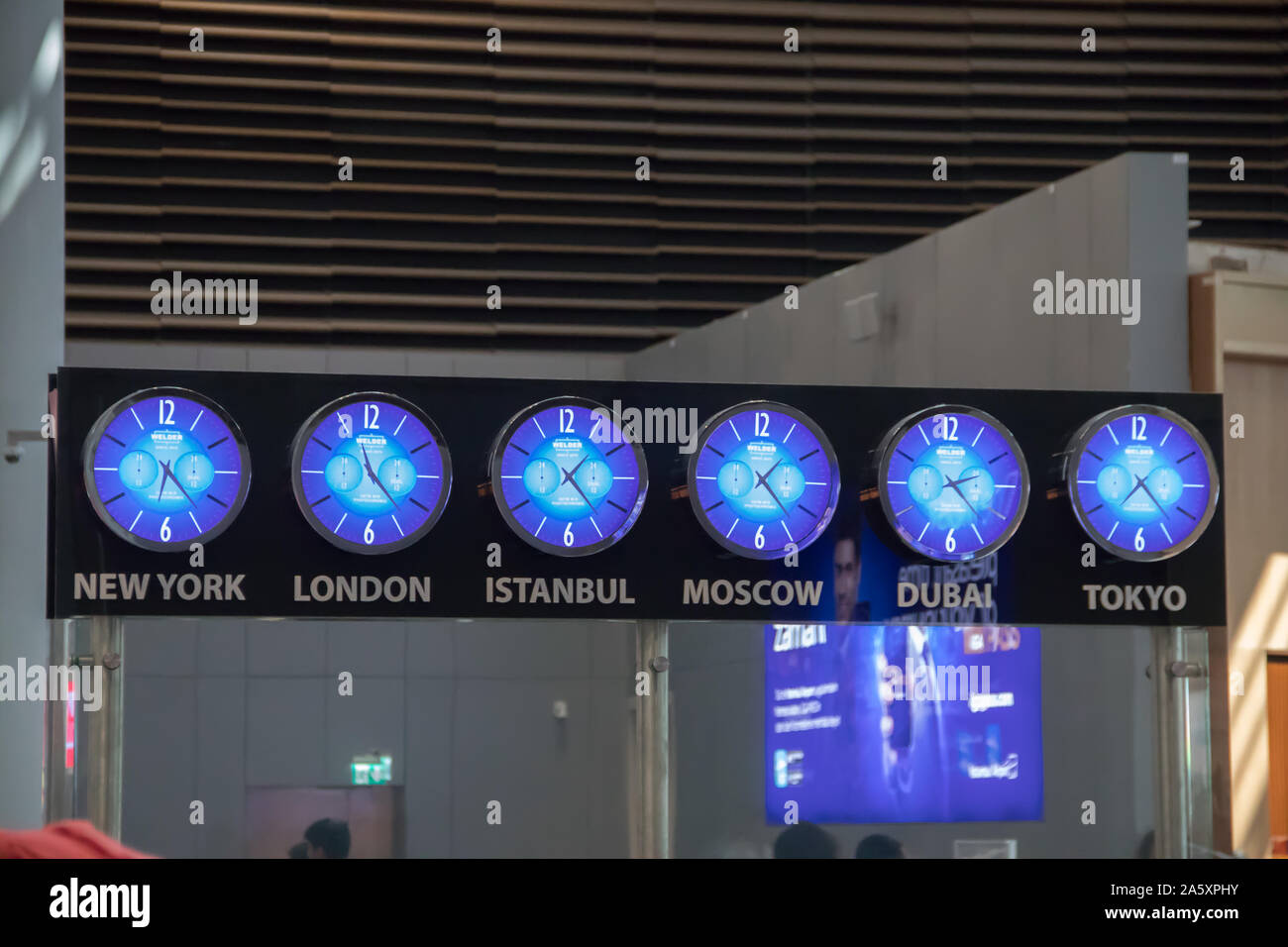 Time zones hi-res stock photography and images - Alamy