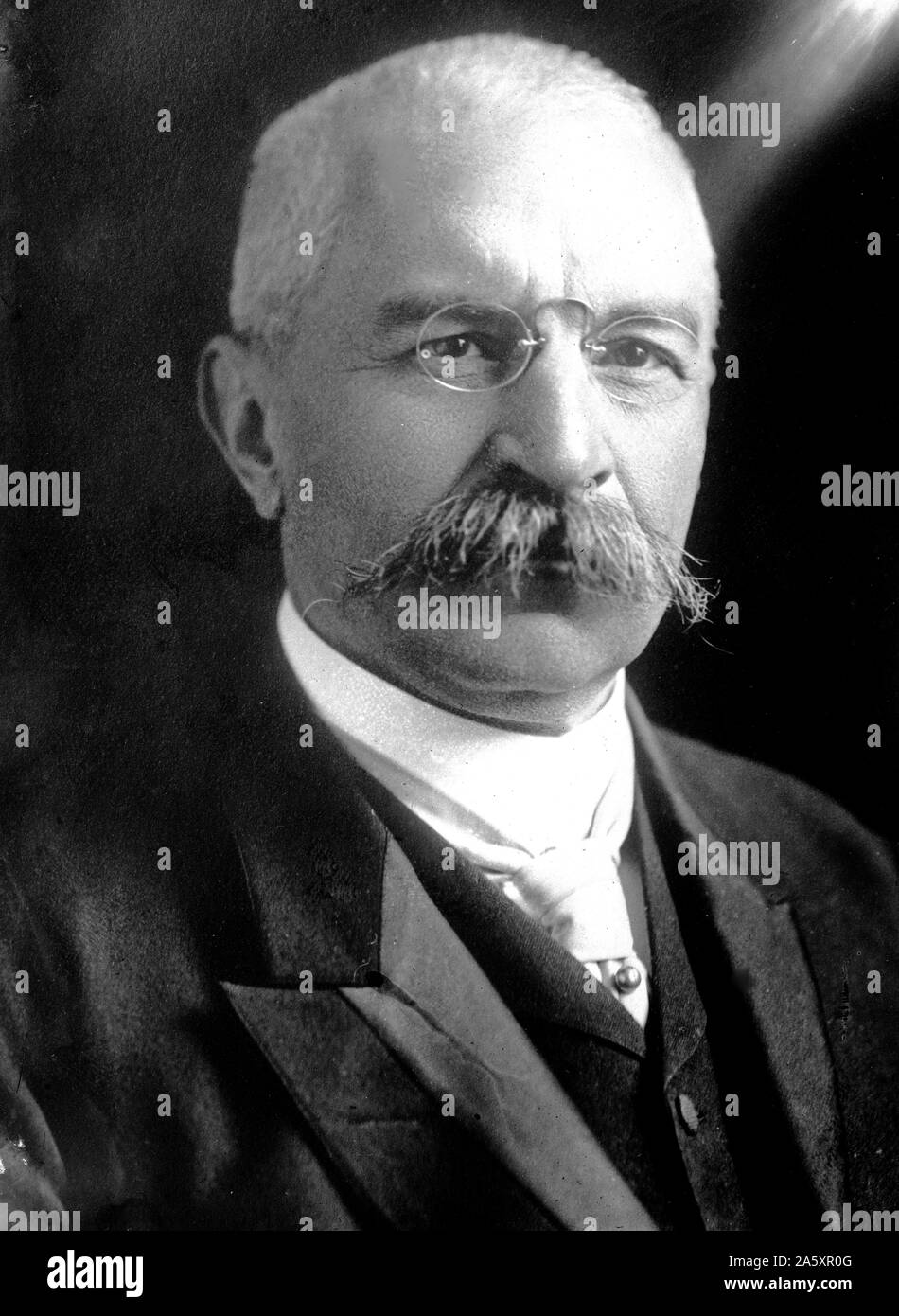 Ramon corral hi-res stock photography and images - Alamy