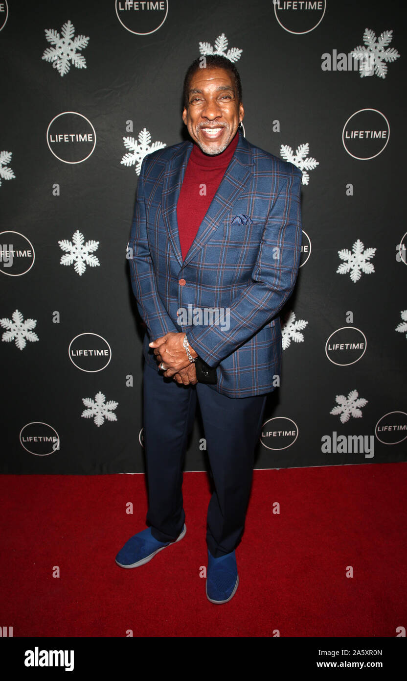 Los Angeles, Ca. 22nd Oct, 2019. Stan Shaw, at It's a Wonderful ...