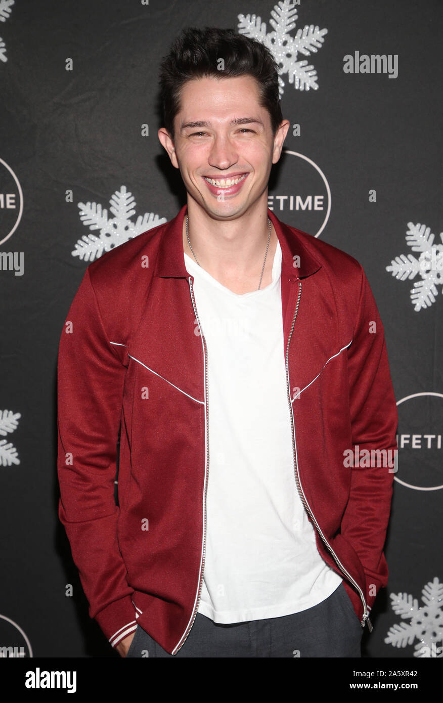 Los Angeles, Ca. 22nd Oct, 2019. Joe Dinicol, at It's a Wonderful ...