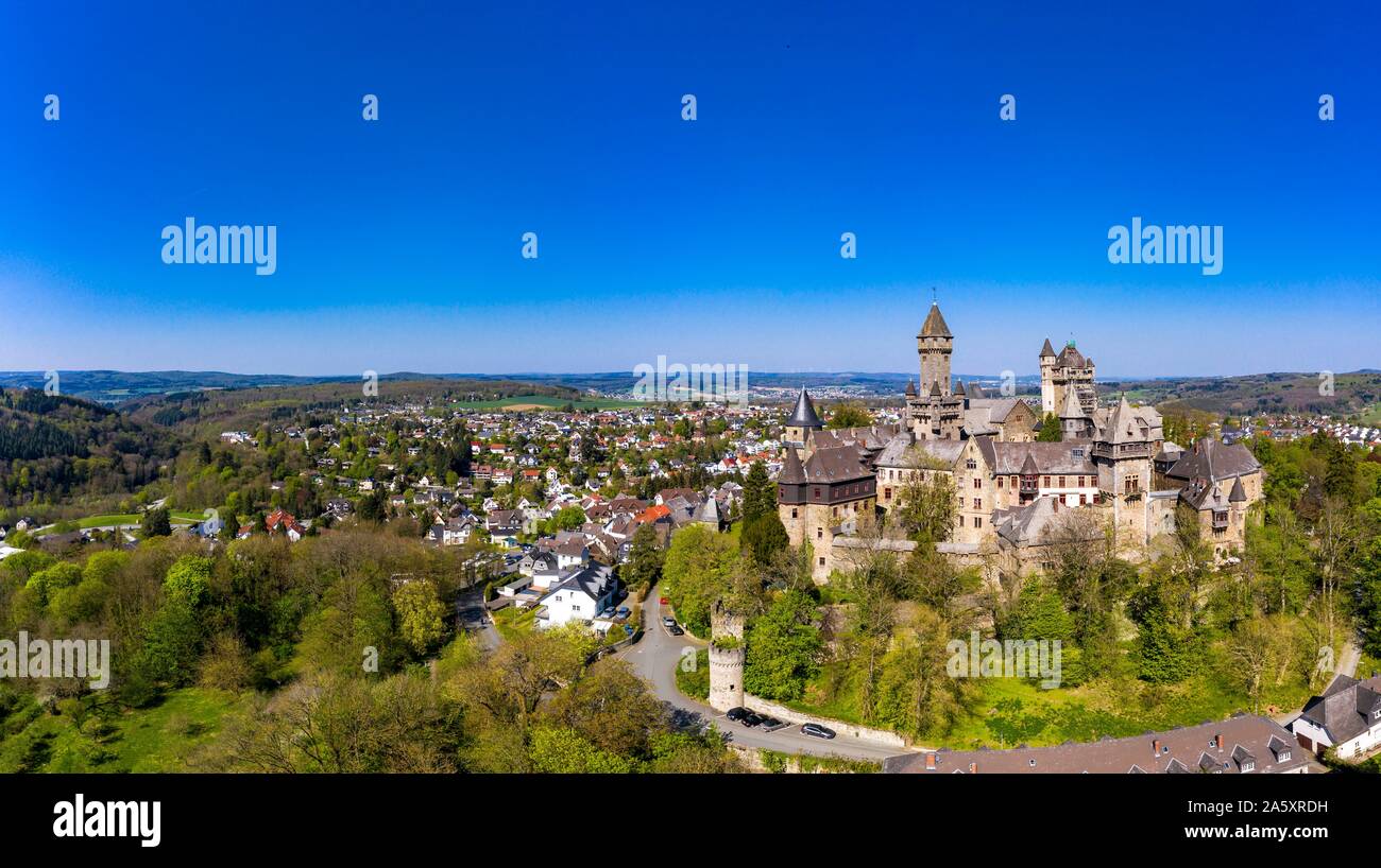 Castle Braunfels, with Hubertusturm, Neuer Bergfried, Georgturm and ...