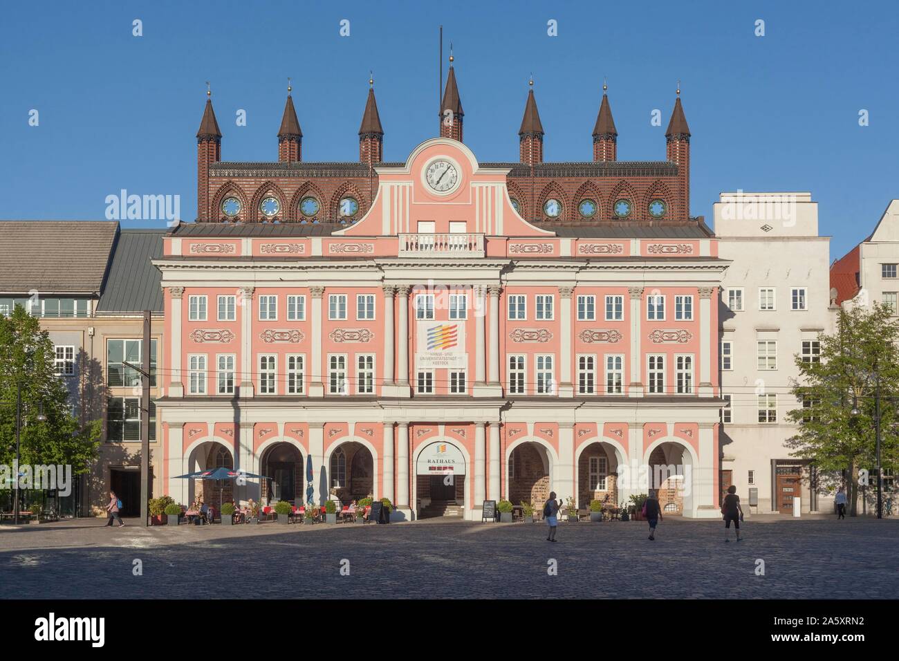 Rostock city hall on the neuer markt hi-res stock photography and ...