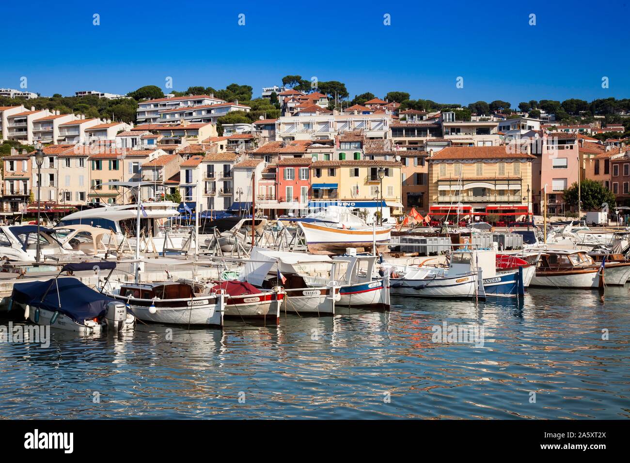 Boats and yachts in the port of cassis hi-res stock photography and ...