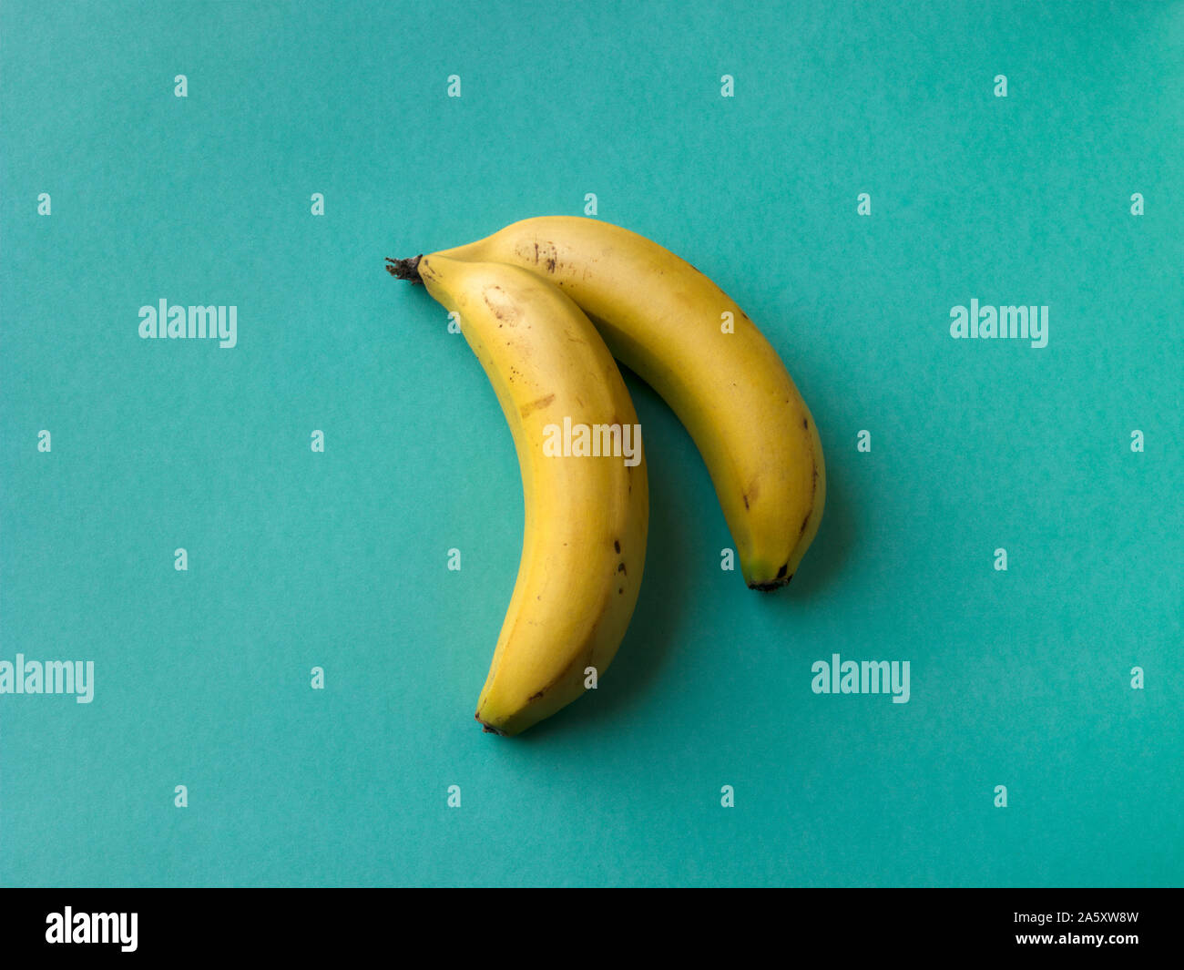 Bananas on paper background hi-res stock photography and images - Alamy