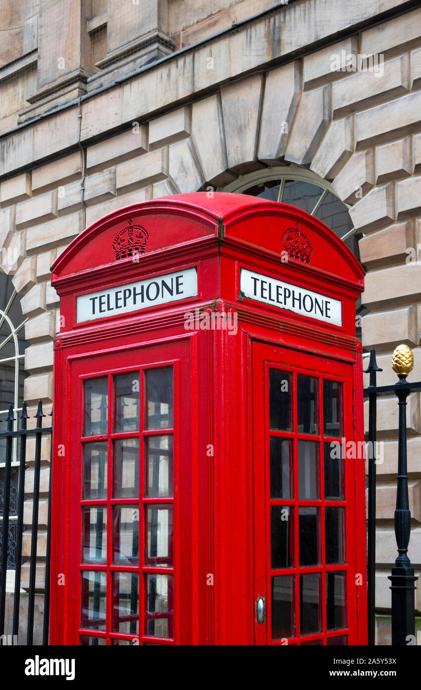 Traditional red telephone box in Liverpool Stock Photo - Alamy
