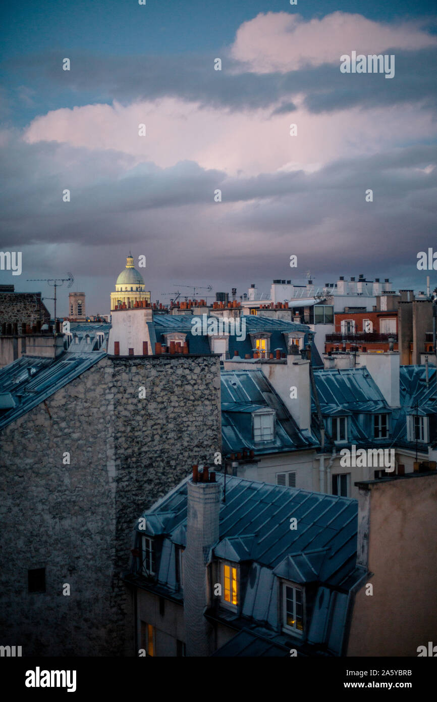 Night sky roof chimney paris hi-res stock photography and images - Alamy