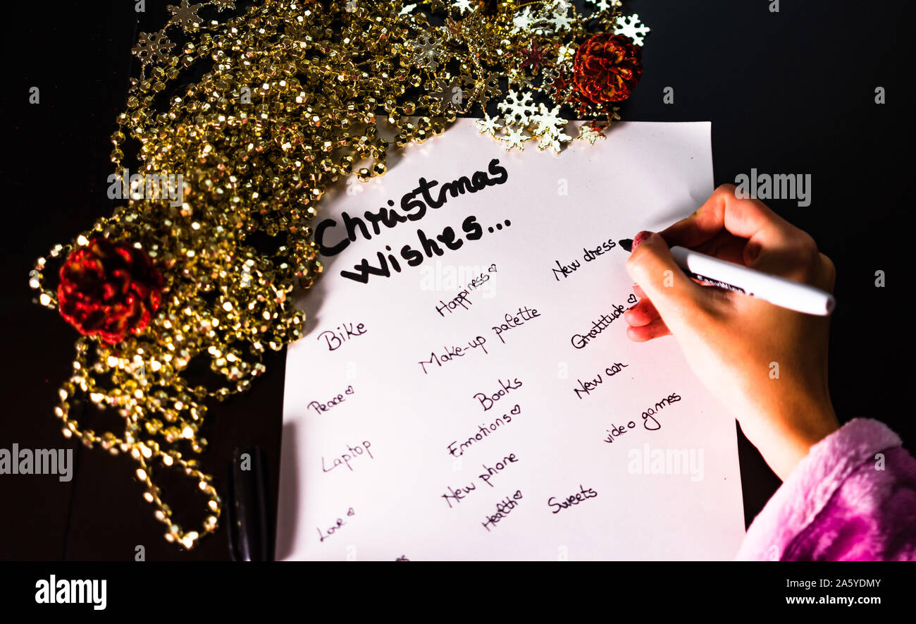Writing Christmas wishes. Christmas wishes list. Text Christmas wishes ...