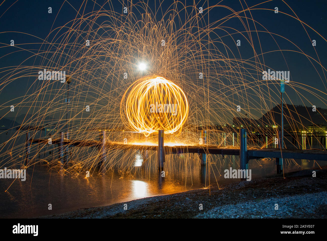 Spinnig steel wool hi-res stock photography and images - Alamy